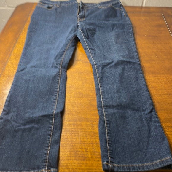 L.L. Bean | Jeans | Llbean Favorite Fit Jeans | Poshmark
